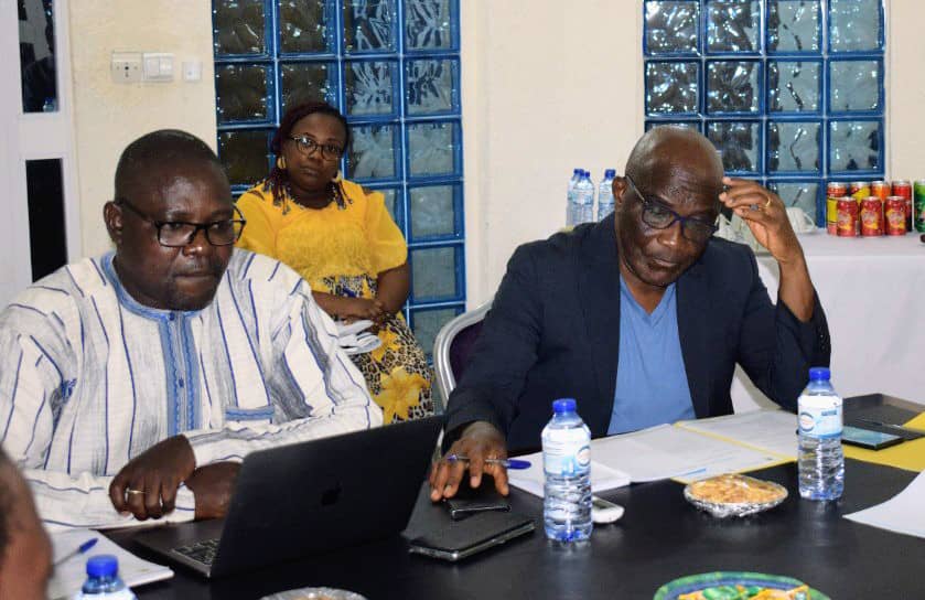 Le Médiateur de la République, présidente de l'AMP-UEMOA, Mme Awa Nana ...